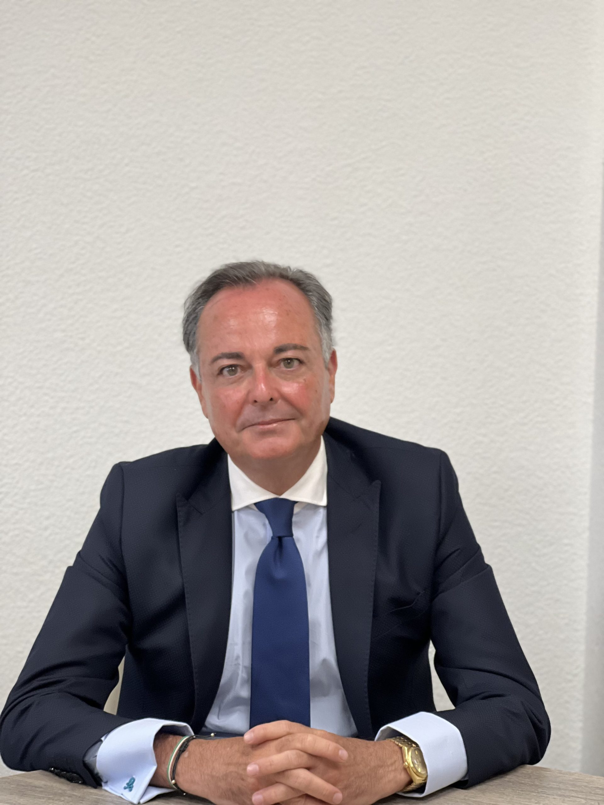 About Us – Julio Palacios